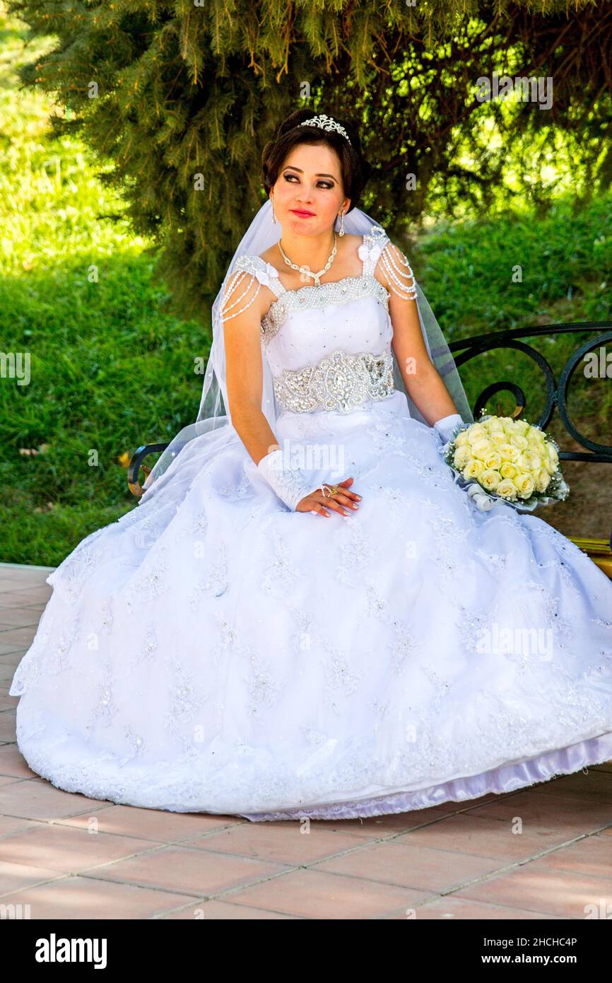 Bride, Wedding, Uzbekistan, Uzbekistan Stock Photo - Alamy
