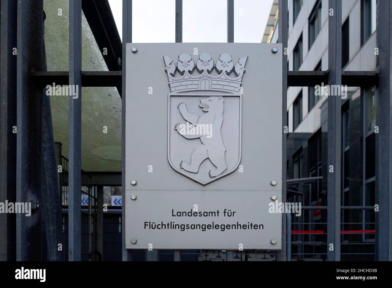 Refugee sign hi-res stock photography and images - Alamy