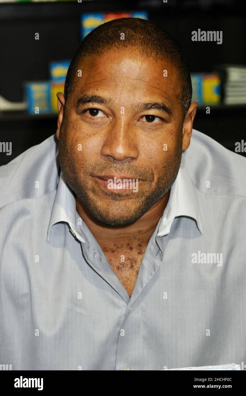 John barnes hi-res stock photography and images - Alamy