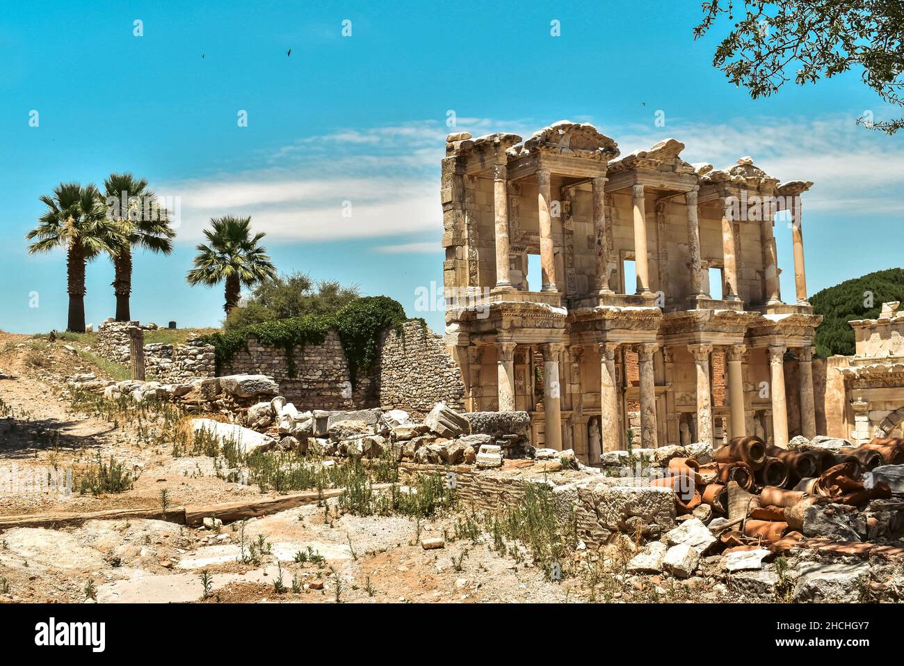 Historic Celsus library of Ephesus in Ephesus, Turkey Stock Photo - Alamy