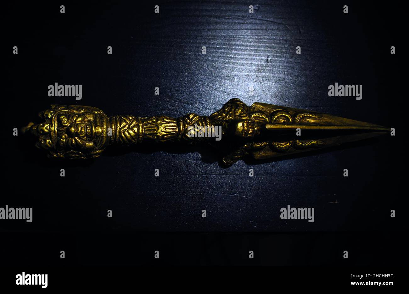 Ritualdagger hi-res stock photography and images - Alamy