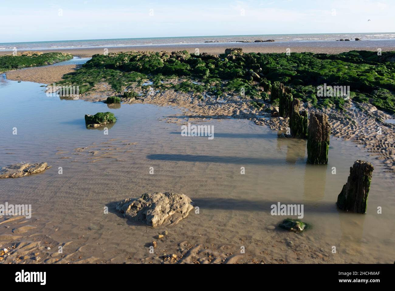 Bulverhythe beach St Leonards (Hastings, Sussex) while the tide is out ...