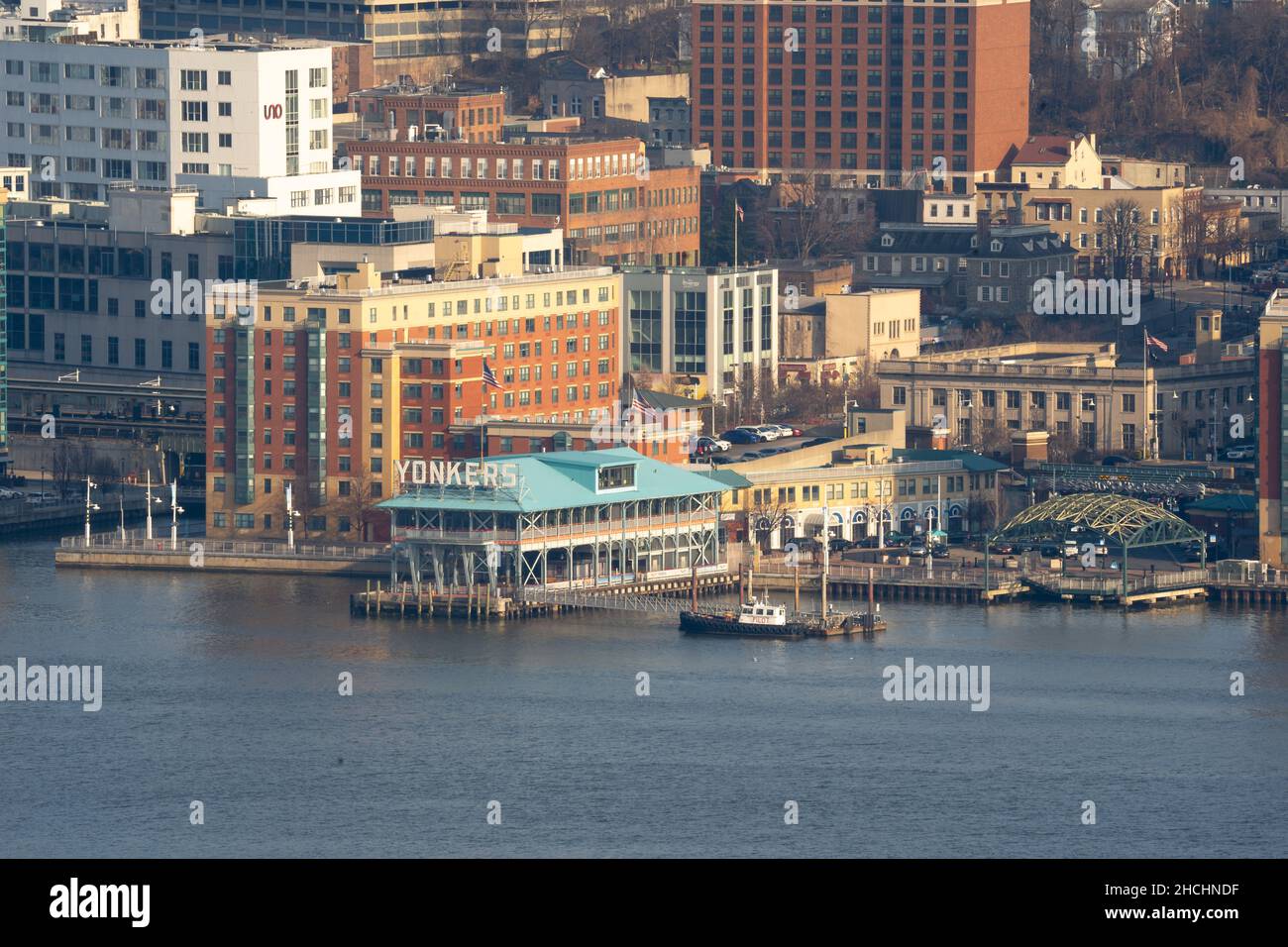 Yonkers new york skyline hi-res stock photography and images - Alamy