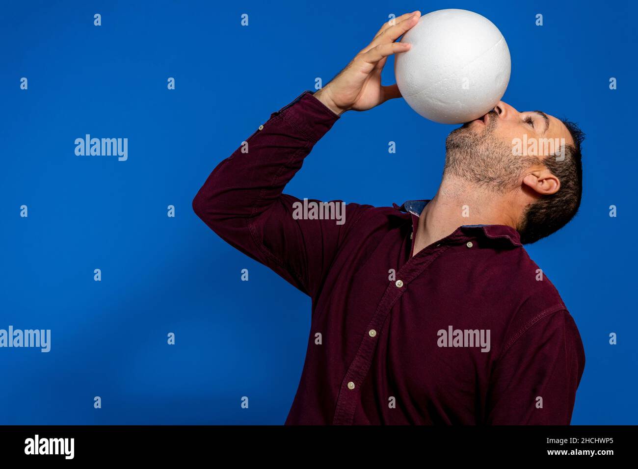 Football player hitting ball head hi-res stock photography and images ...