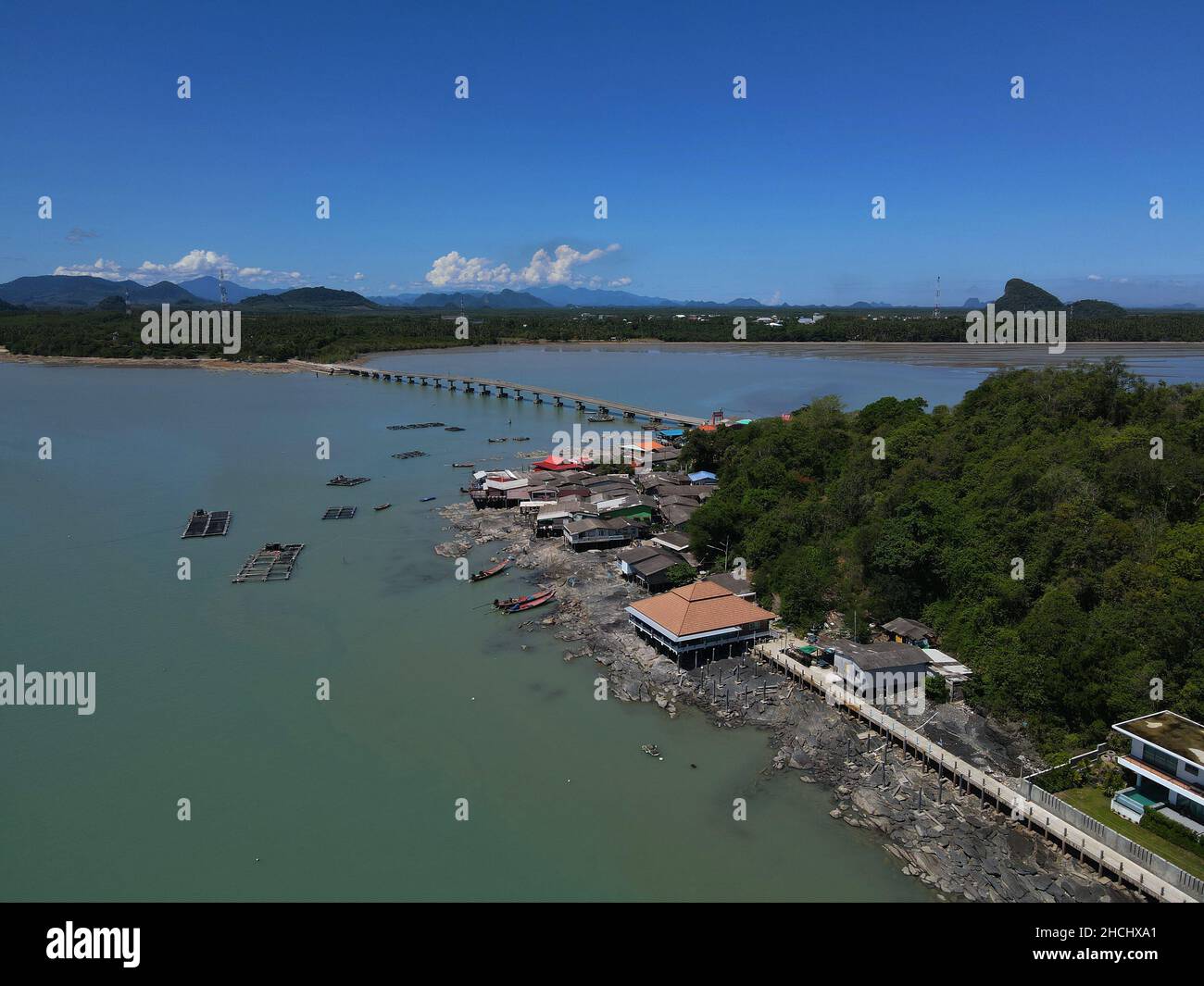Beautiful view of the green shore and the sea. Ko Raet, Thailand Stock ...