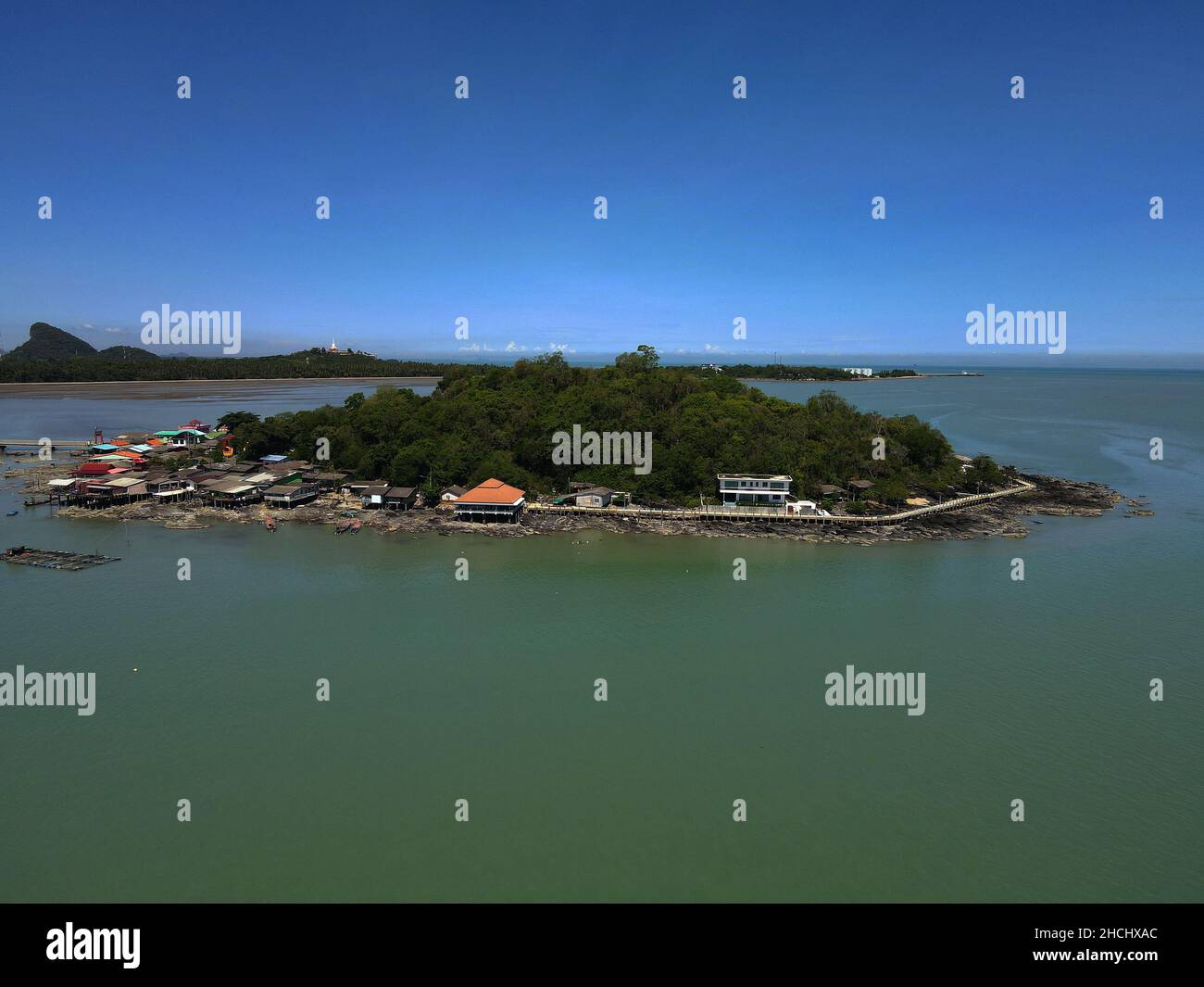 Beautiful view of the green island and the sea. Ko Raet, Don Sak ...