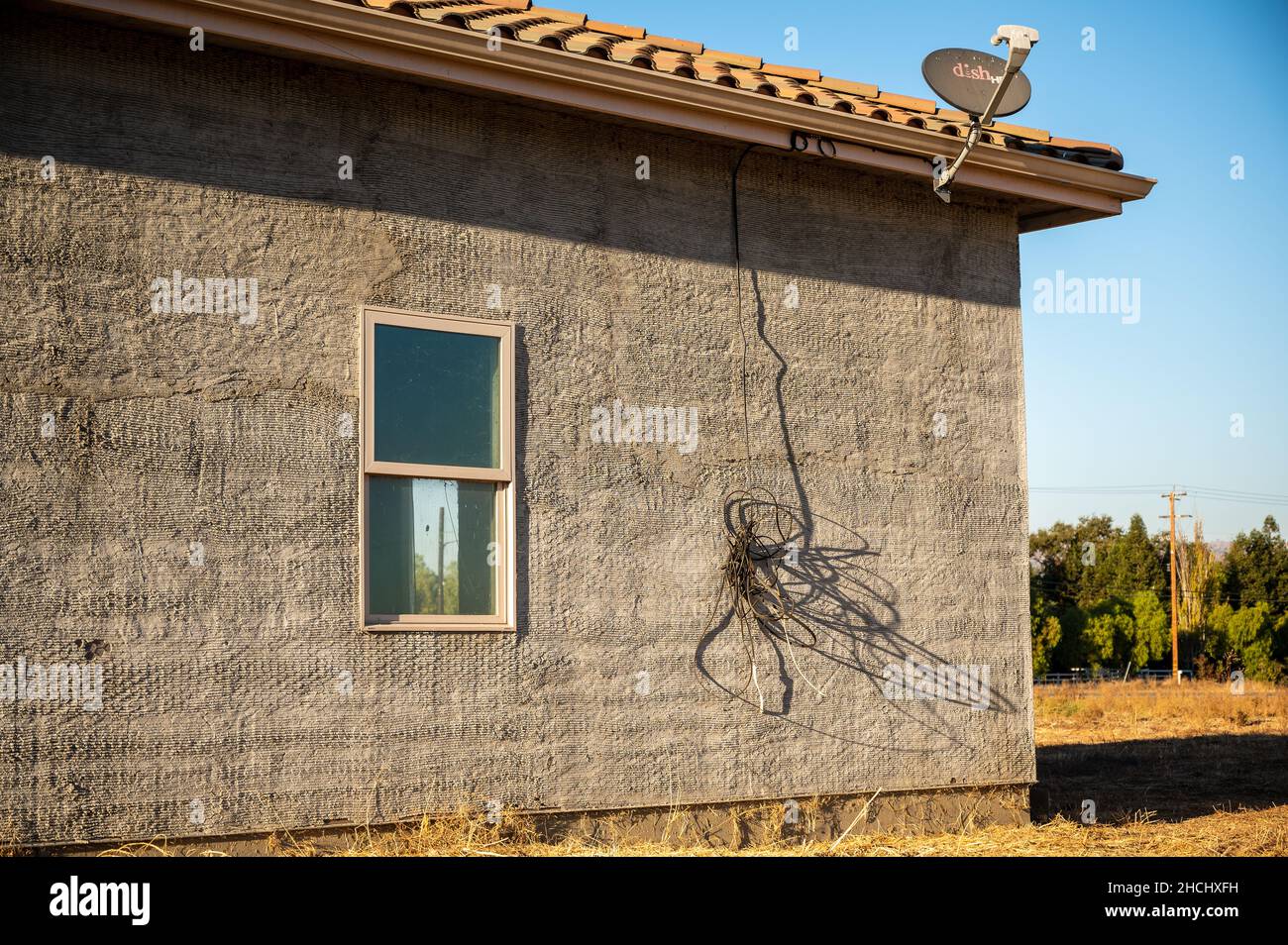 Cable wires house hi-res stock photography and images - Alamy