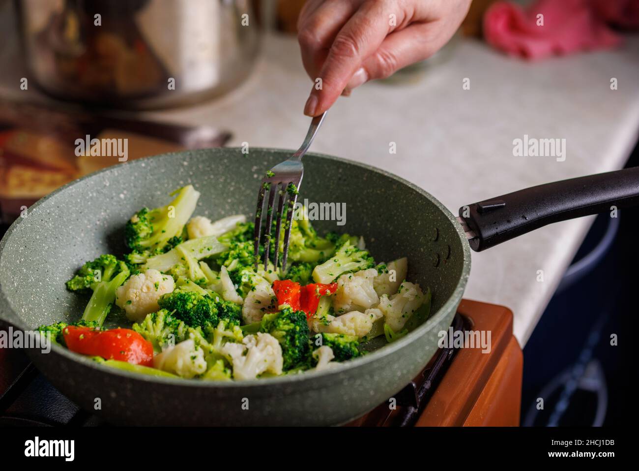 Fork picks hi-res stock photography and images - Alamy