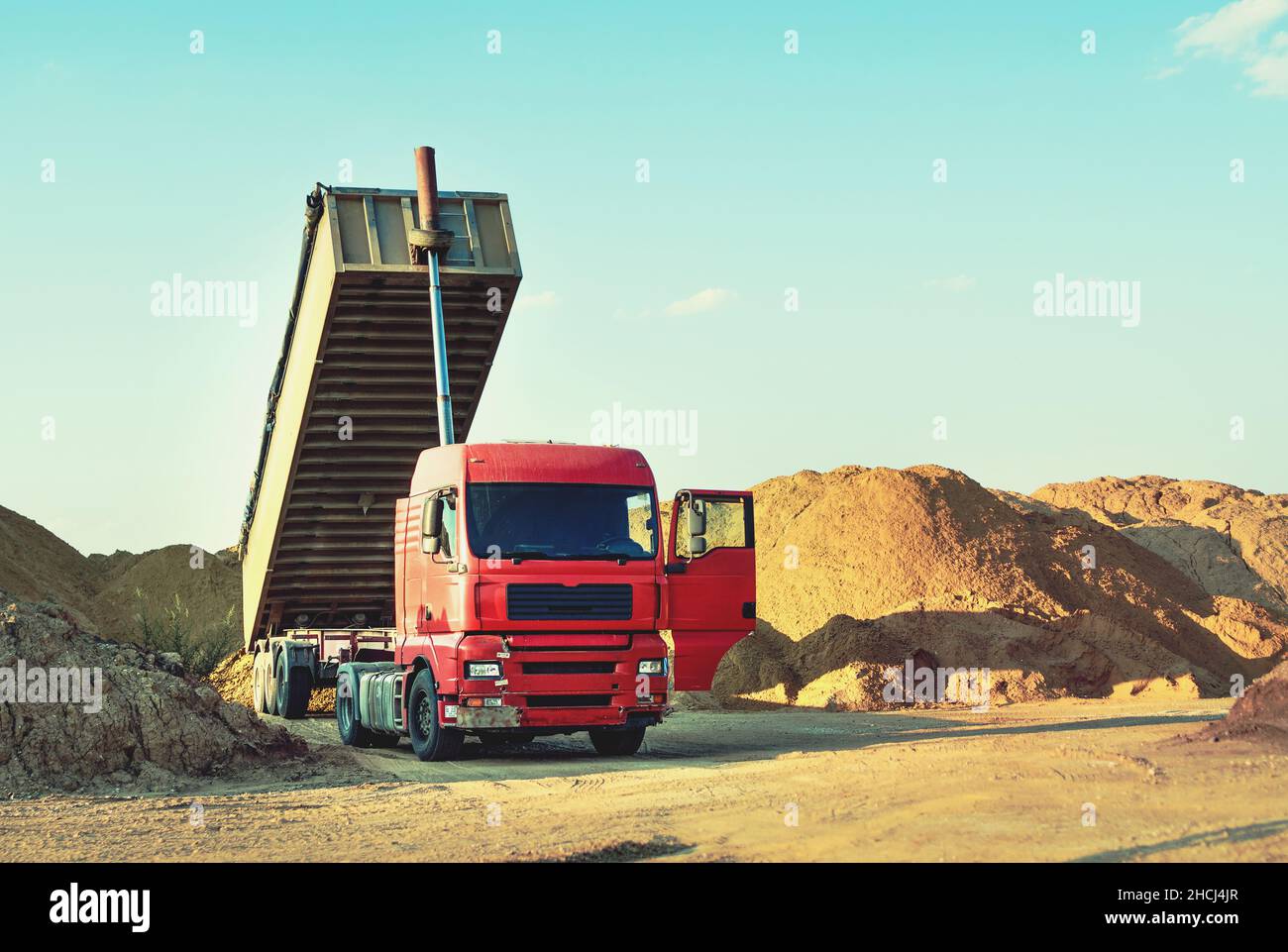 Construct gravel drive hi-res stock photography and images - Alamy