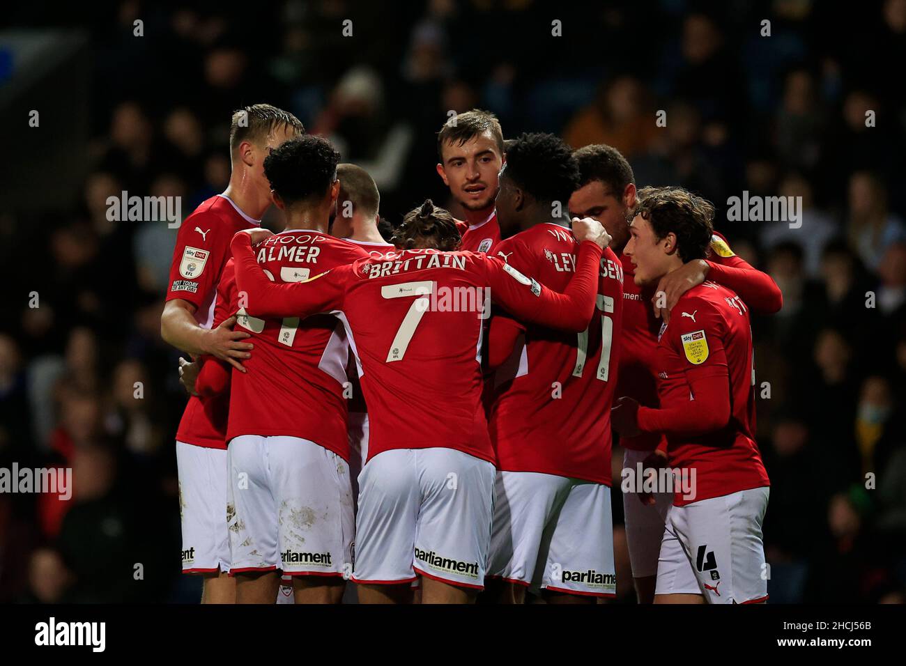 Barnsley players celebrate the equalising goal Stock Photo - Alamy