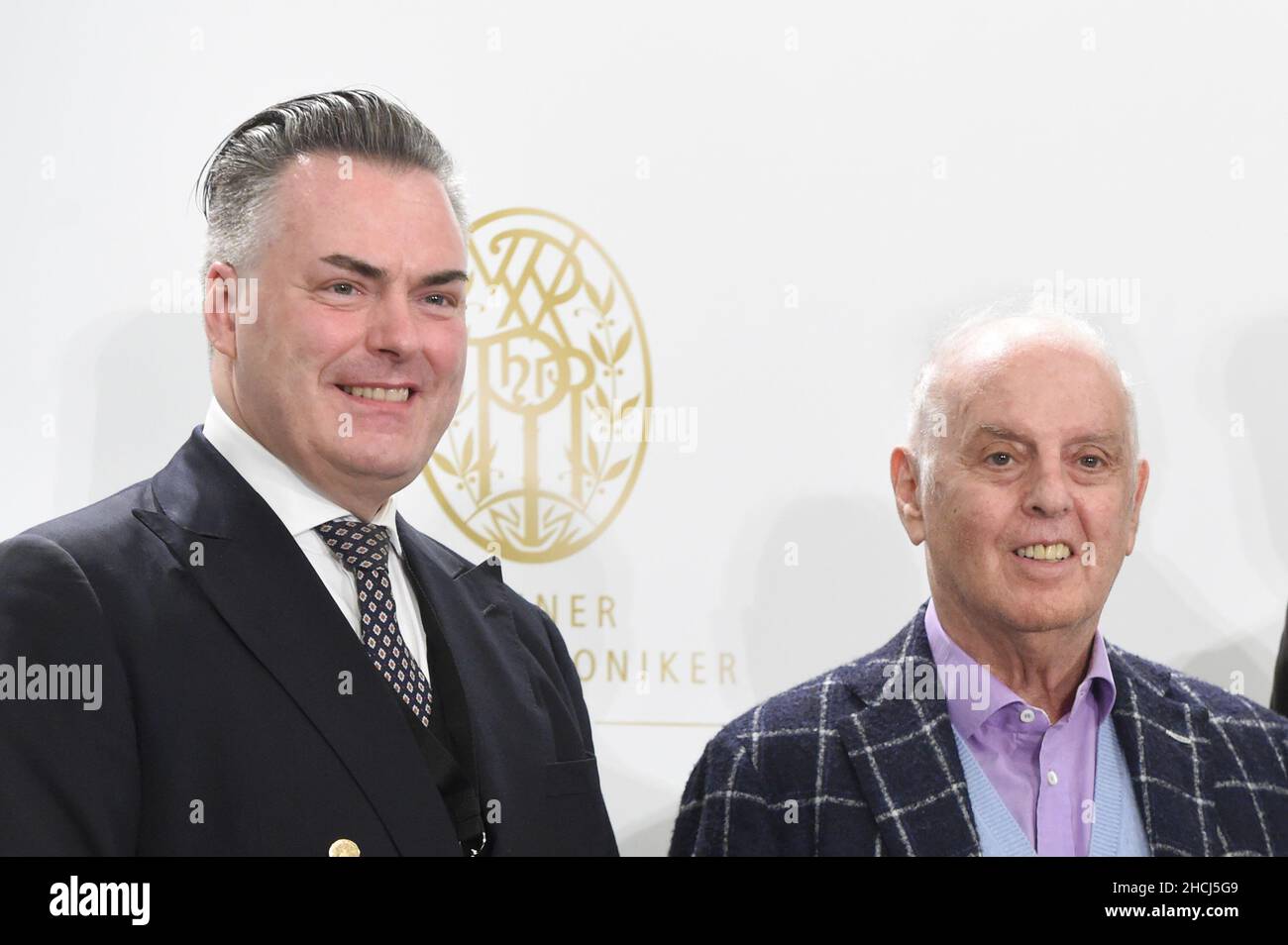 Vienna, Austria. 29th Dec, 2021. Daniel Barenboim (R), conductor of the ...