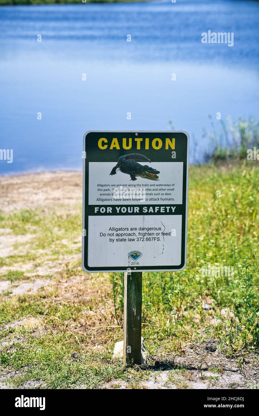 Alligator warning sign at the Myakka River State Park, Florida, USA ...