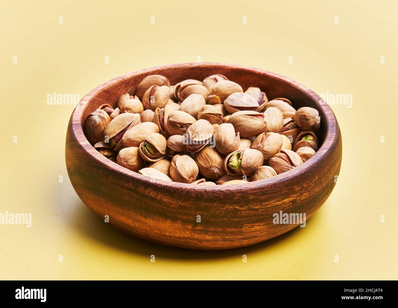 Toasted pistachios in bowl hi-res stock photography and images - Alamy