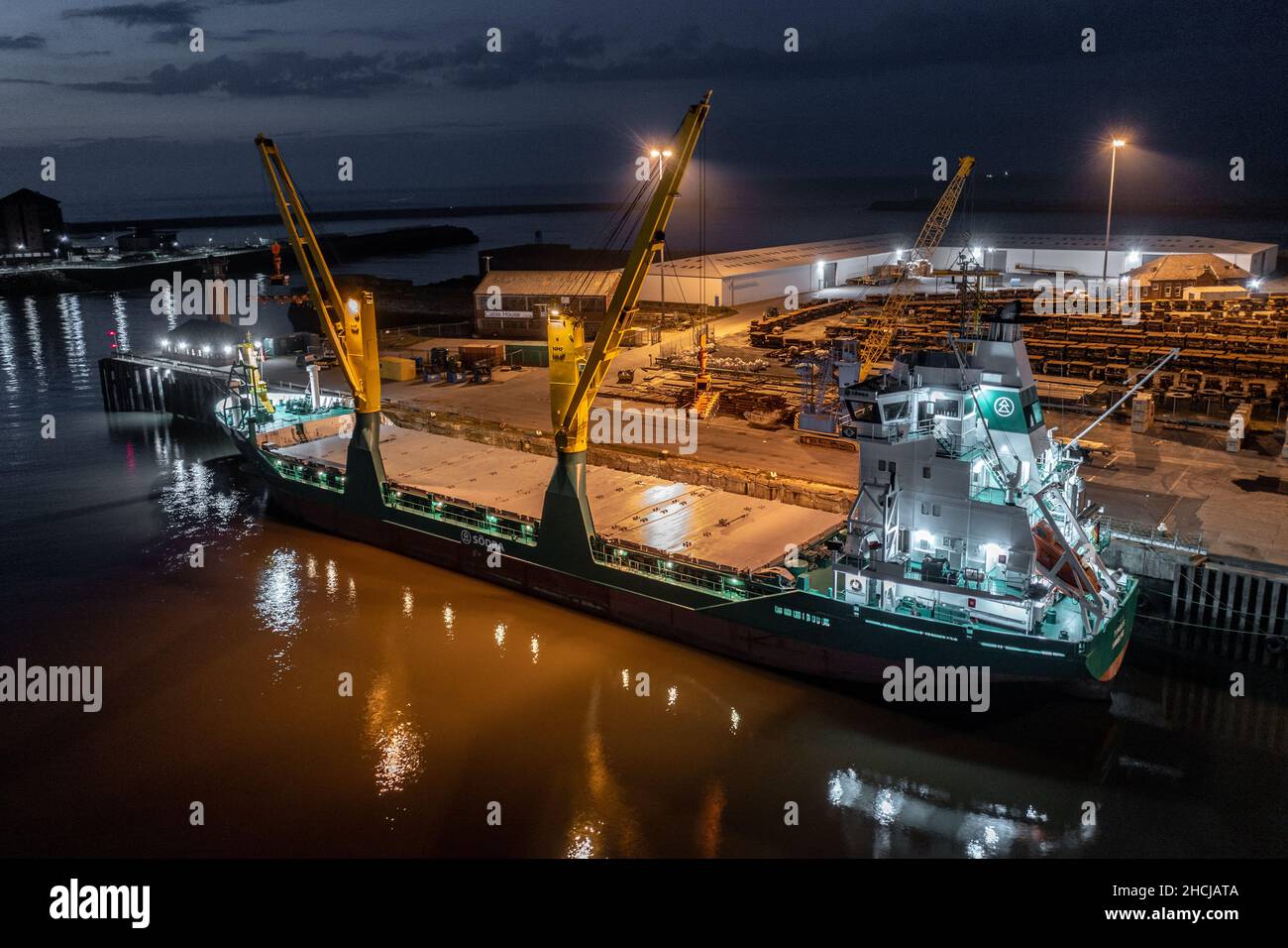 Supertanker aerial hi-res stock photography and images - Alamy