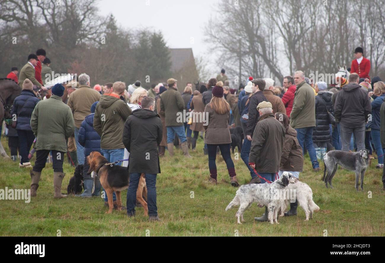 Crowd at Holderness Hunt meet Monday 27th December 2021 Beverley ...