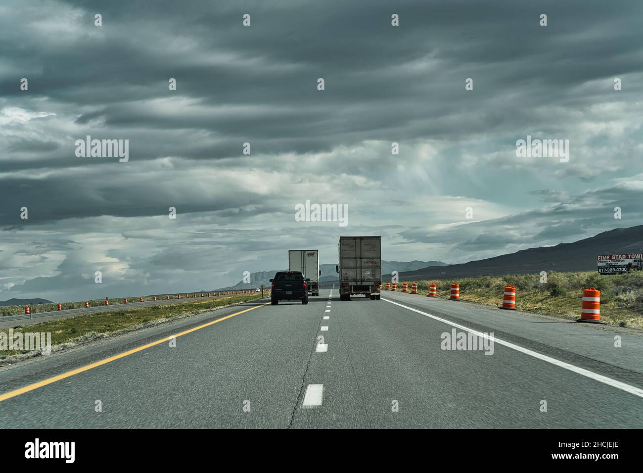 Cars and trucks on EB I-80 near Reno, NV, USA Stock Photo - Alamy