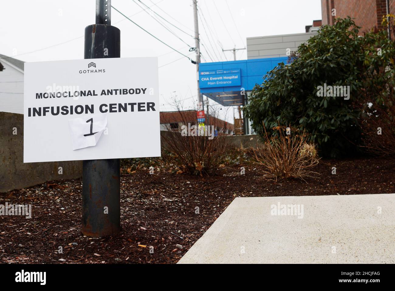 Infusion center hi-res stock photography and images - Alamy