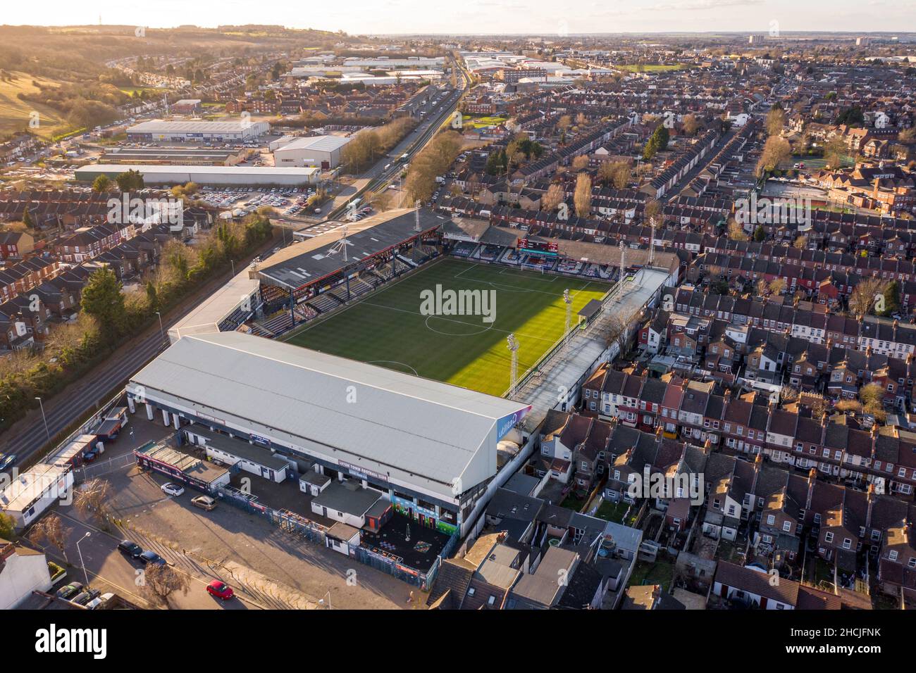 Luton town fc at kenilworth road hi-res stock photography and images ...