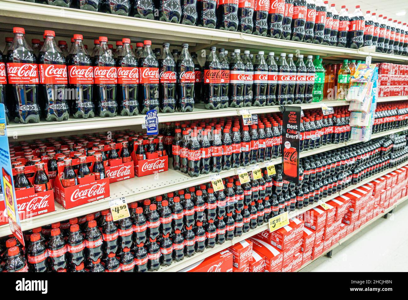 Soft Drinks Display High Resolution Stock Photography and Images - Alamy