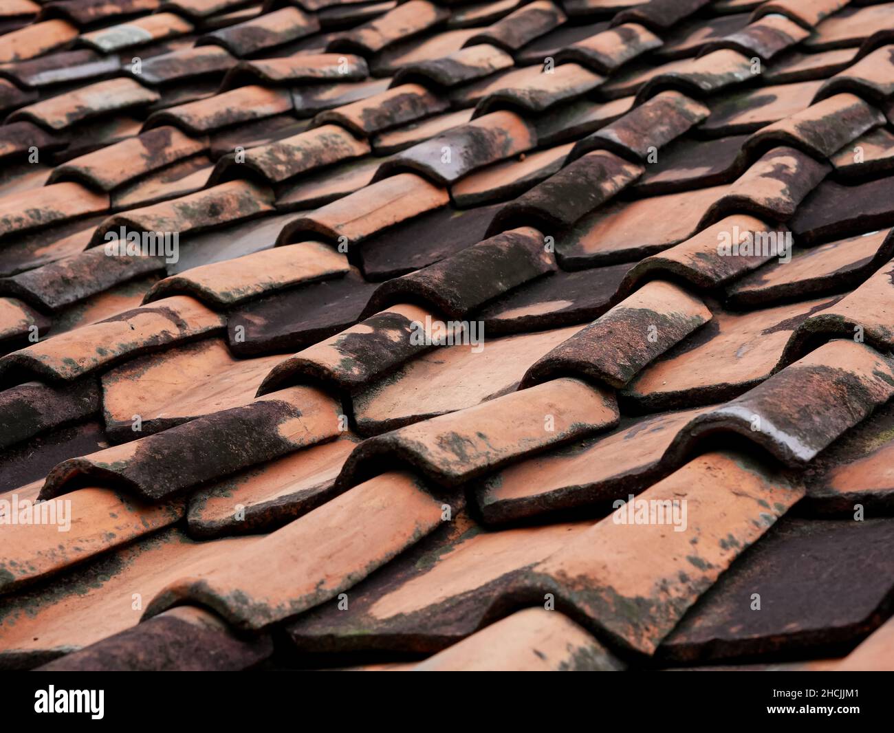 old house roof texture. Stacked traditional roof tiles Stock Photo - Alamy