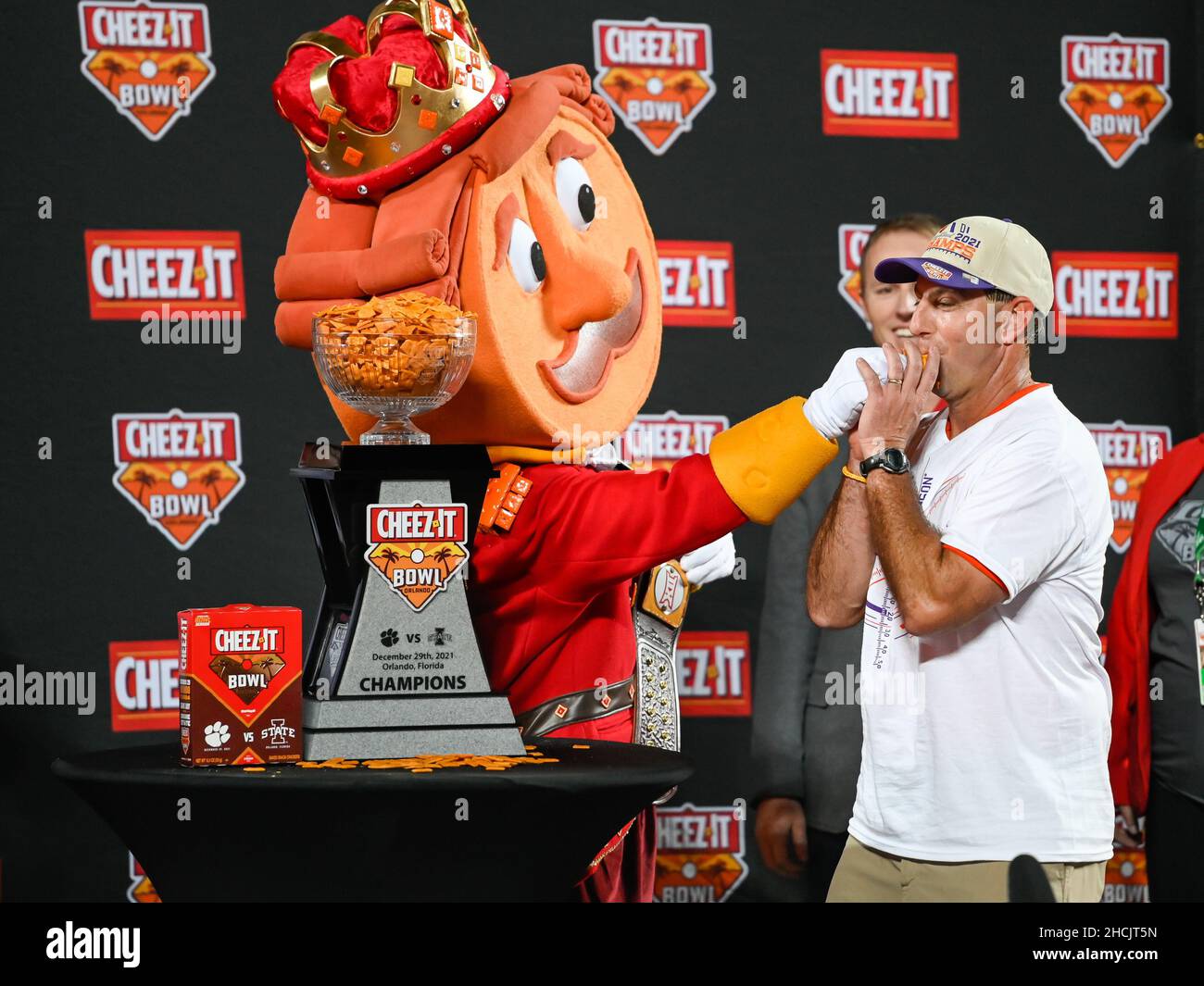 December 29, 2021 - Orlando, FL, U.S: Clemson Tigers head coach Dabo ...