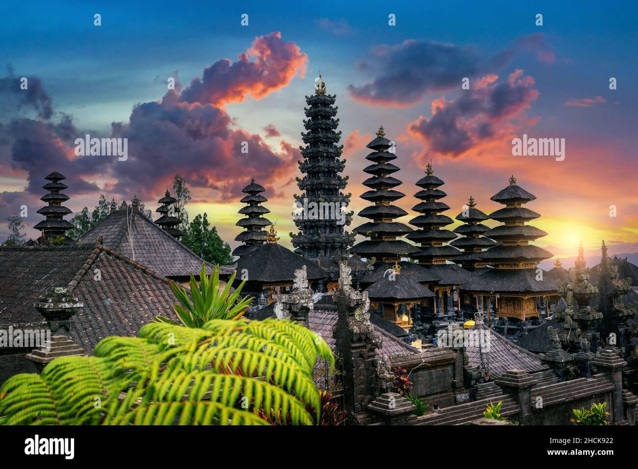 Temple sunset bali indonesia hi-res stock photography and images - Alamy