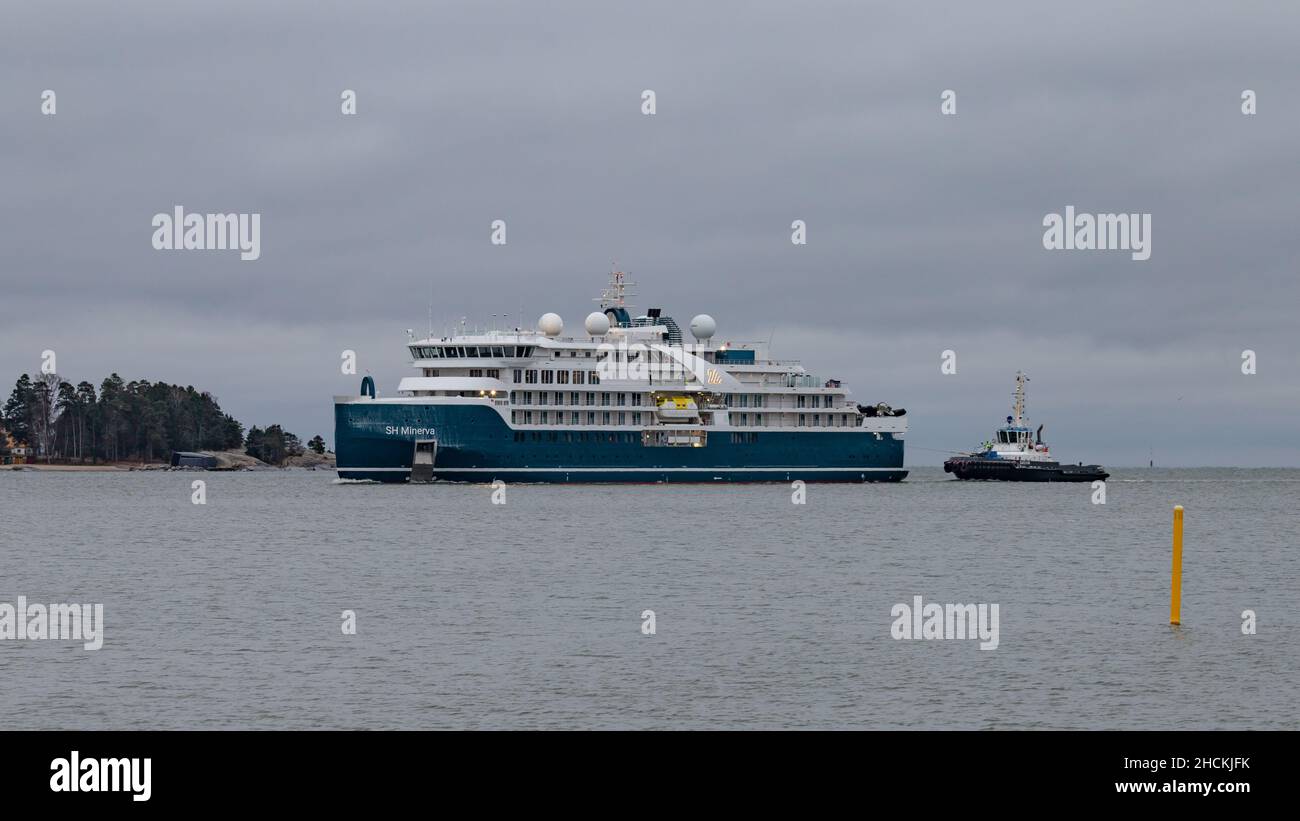 Swan Hellenic's new expedition cruise ship SH Minerva arriving back to ...