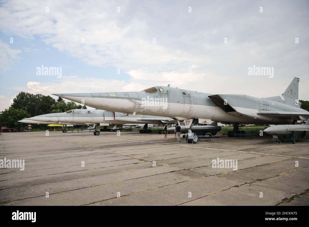 Tu 22m3 bomber hi-res stock photography and images - Alamy