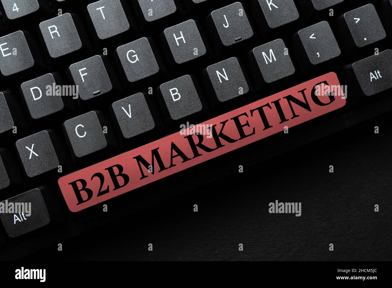 Hand writing sign B2B Marketing. Business overview isometric commerce ...