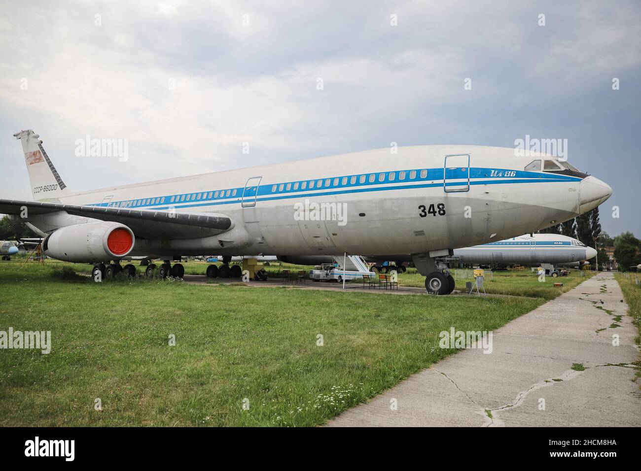 Ilyushin il 86 hi-res stock photography and images - Alamy