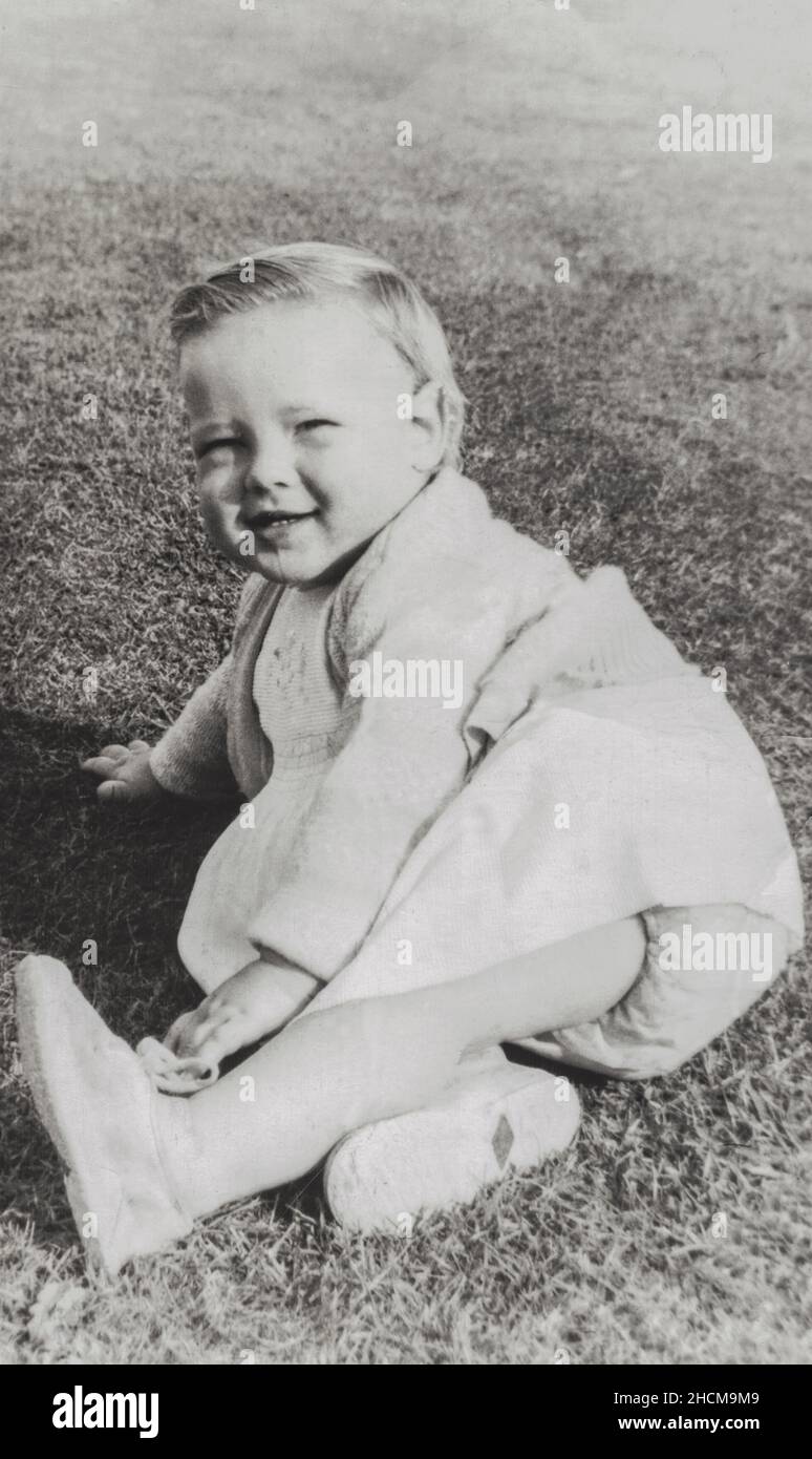 1950s england boy hi-res stock photography and images - Alamy