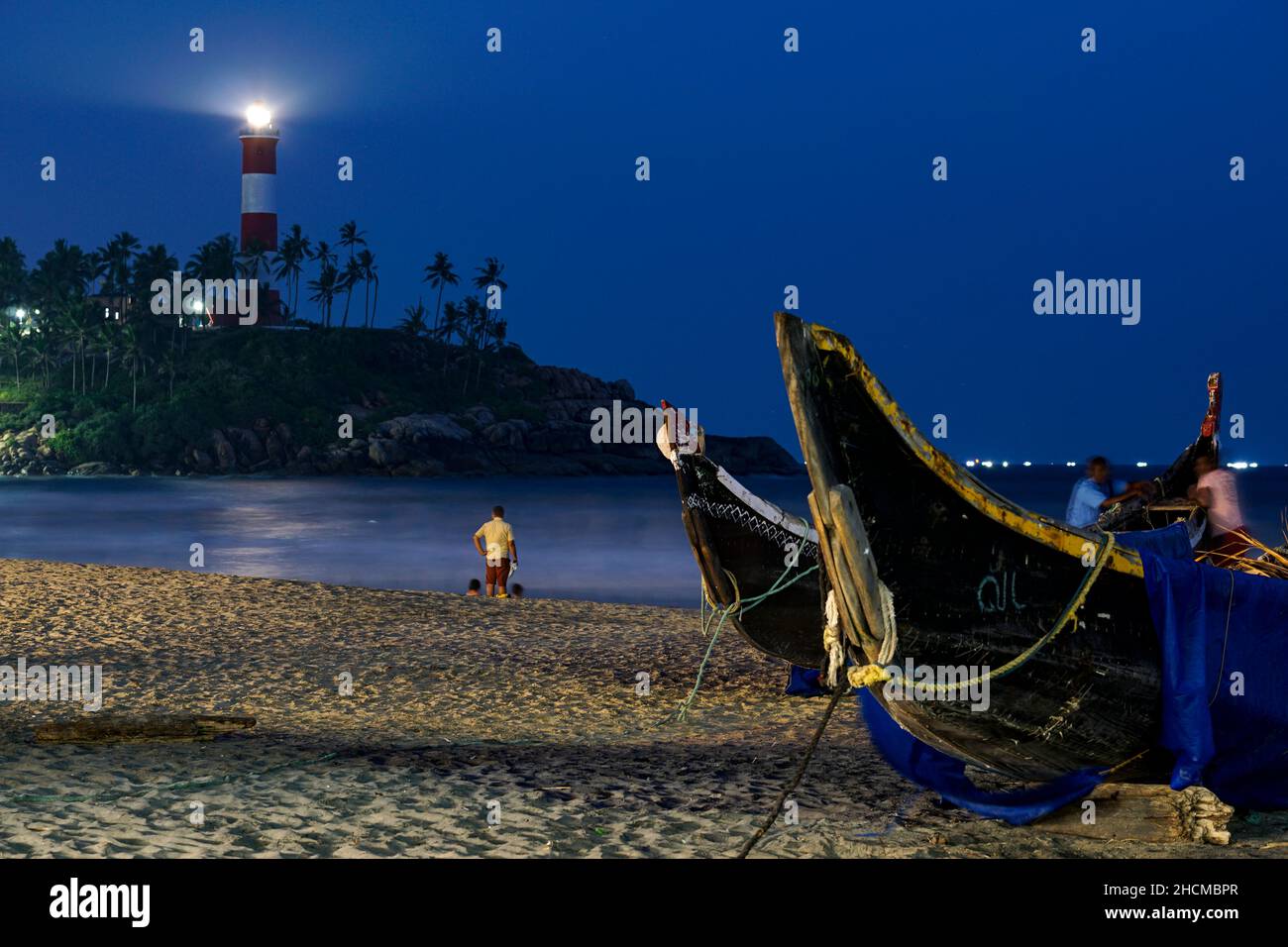 Lighthouse and palm trees hi-res stock photography and images - Alamy