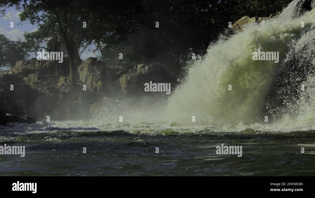 hogenakkal waterfall on kaveri river, tamilnadu in india Stock Photo ...