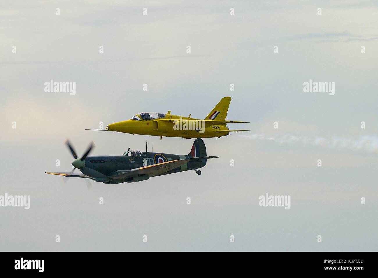 Ray Hanna tribute flypast of Supermarine Spitfire IX MH434 and Folland ...