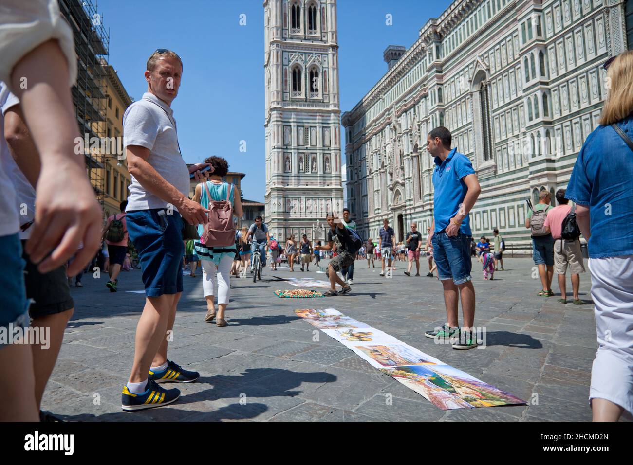 Group of people outside the Florence Cathedral in Italy Stock Photo - Alamy