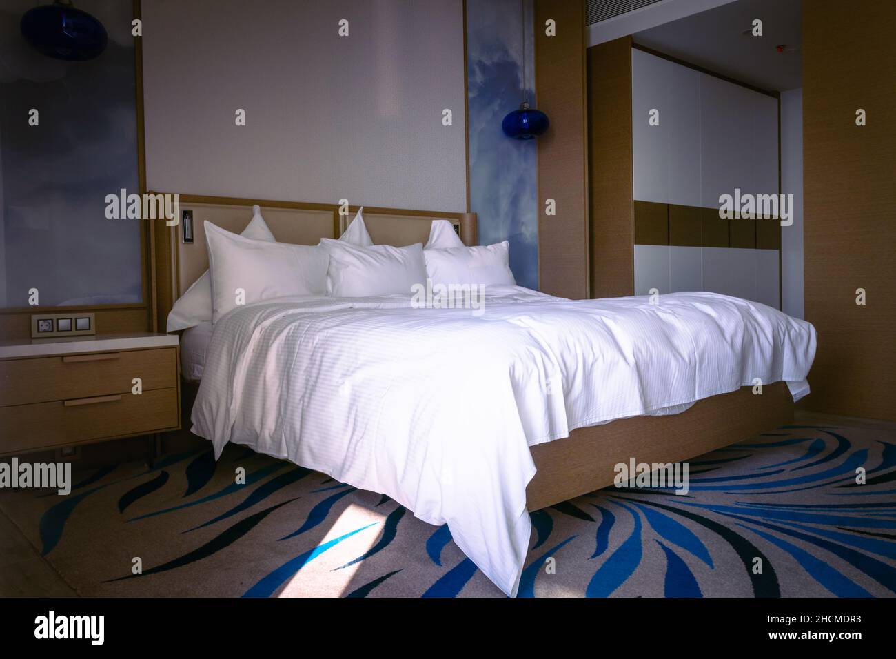 comfy bed in luxury Paragraph chain hotel Stock Photo - Alamy