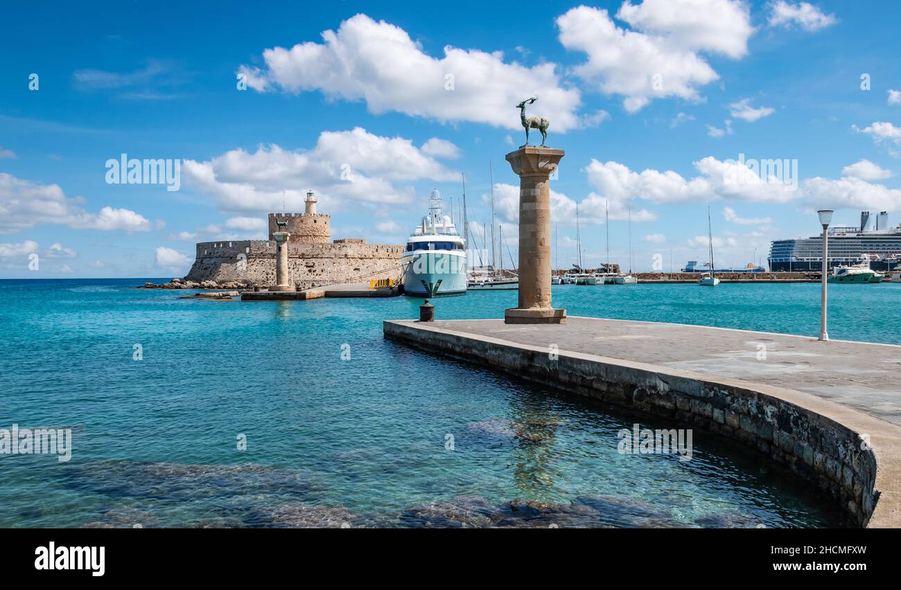 Mandraki harbour fortress hi-res stock photography and images - Alamy