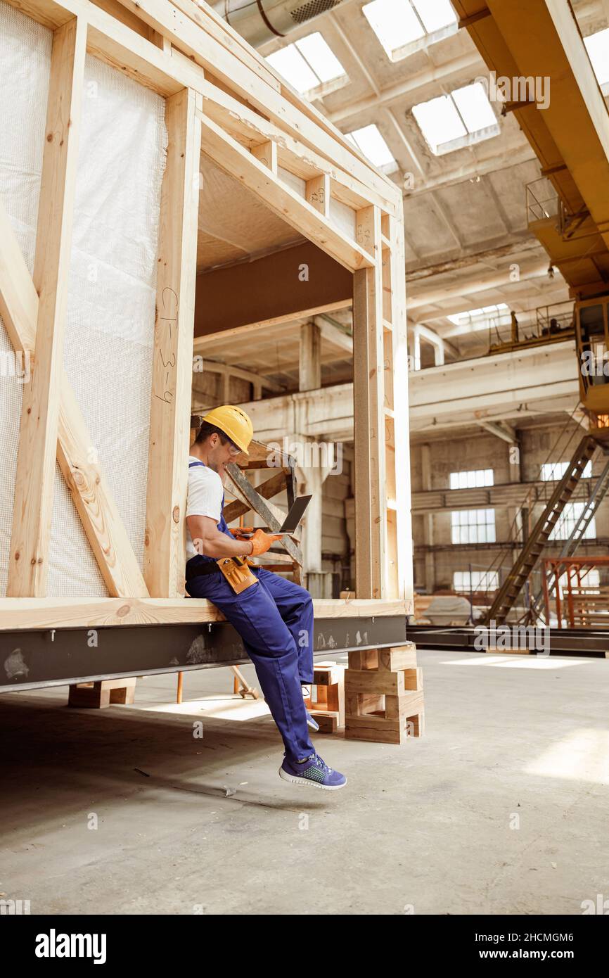 Notebook device hi-res stock photography and images - Alamy