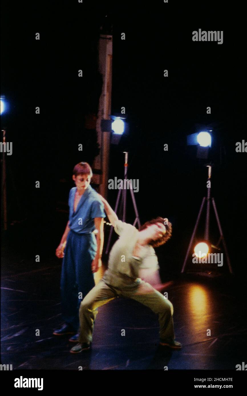 Archives 80ies: Jennifer Muller dance company performs in Lyon, France ...