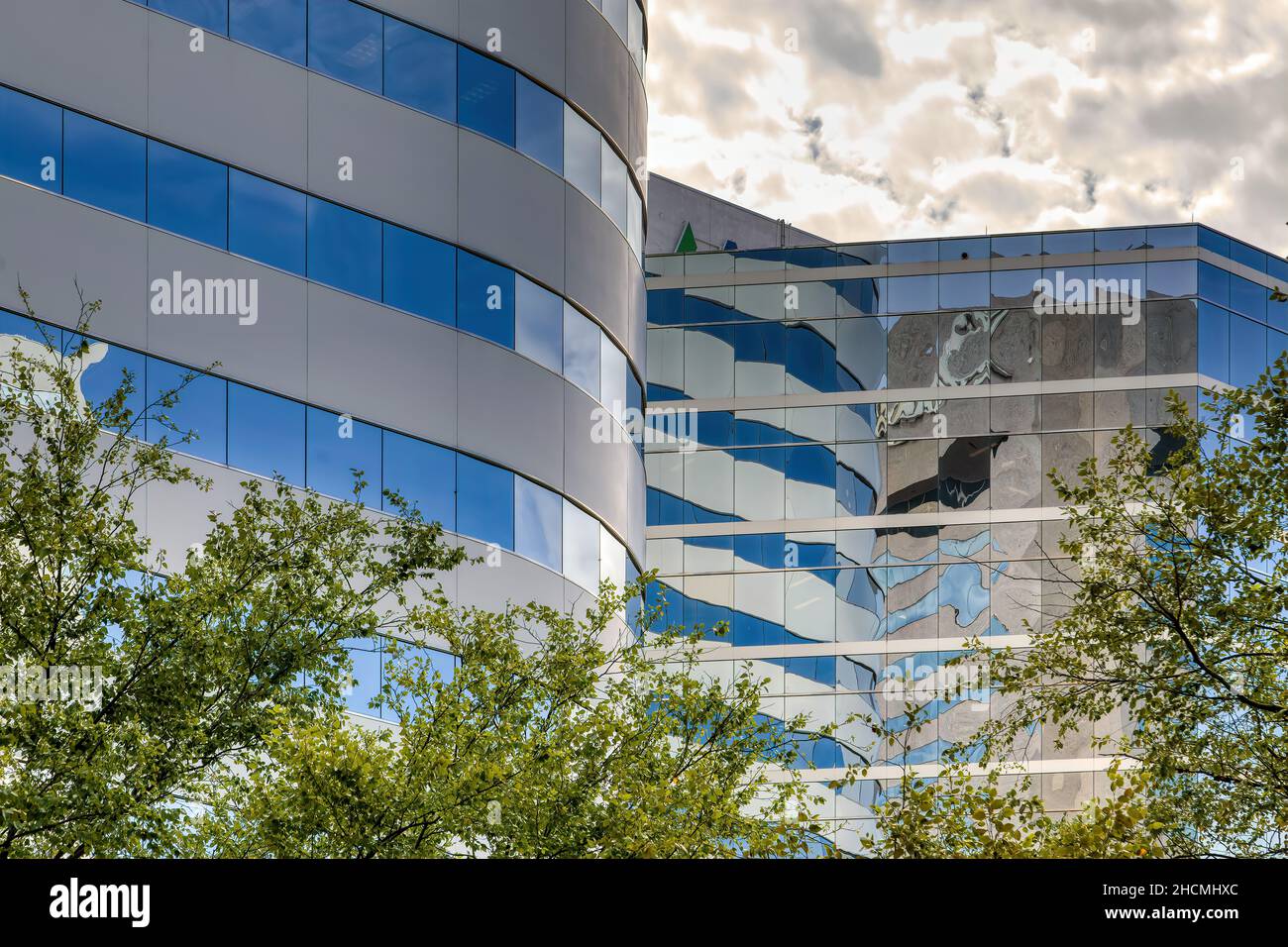 Two james center hi-res stock photography and images - Alamy