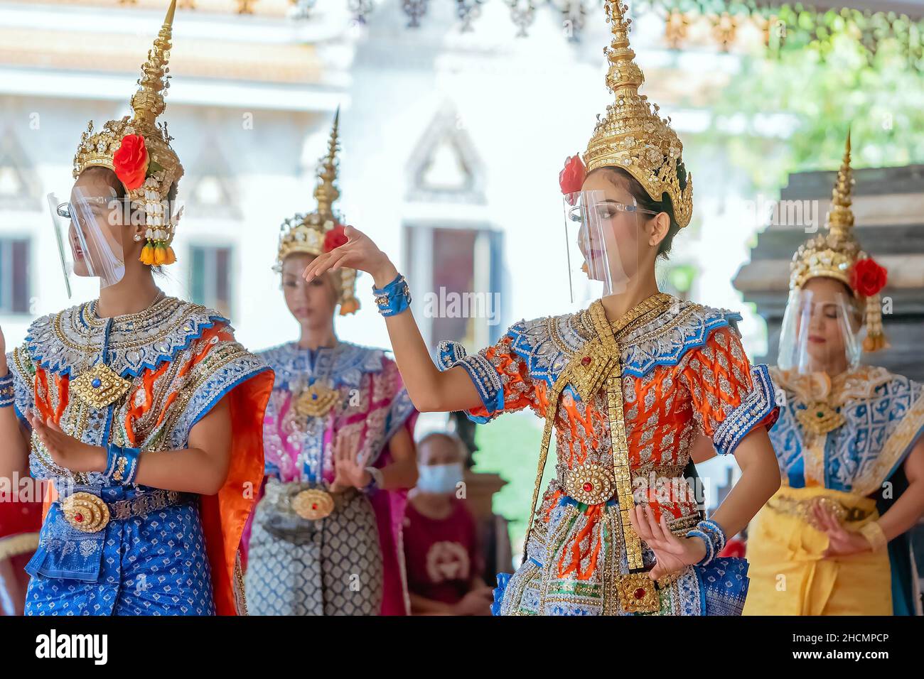 NAKHONPATHOM ,THAILAND-FEBRUARY 14,2021:Traditional Thai dance with ...