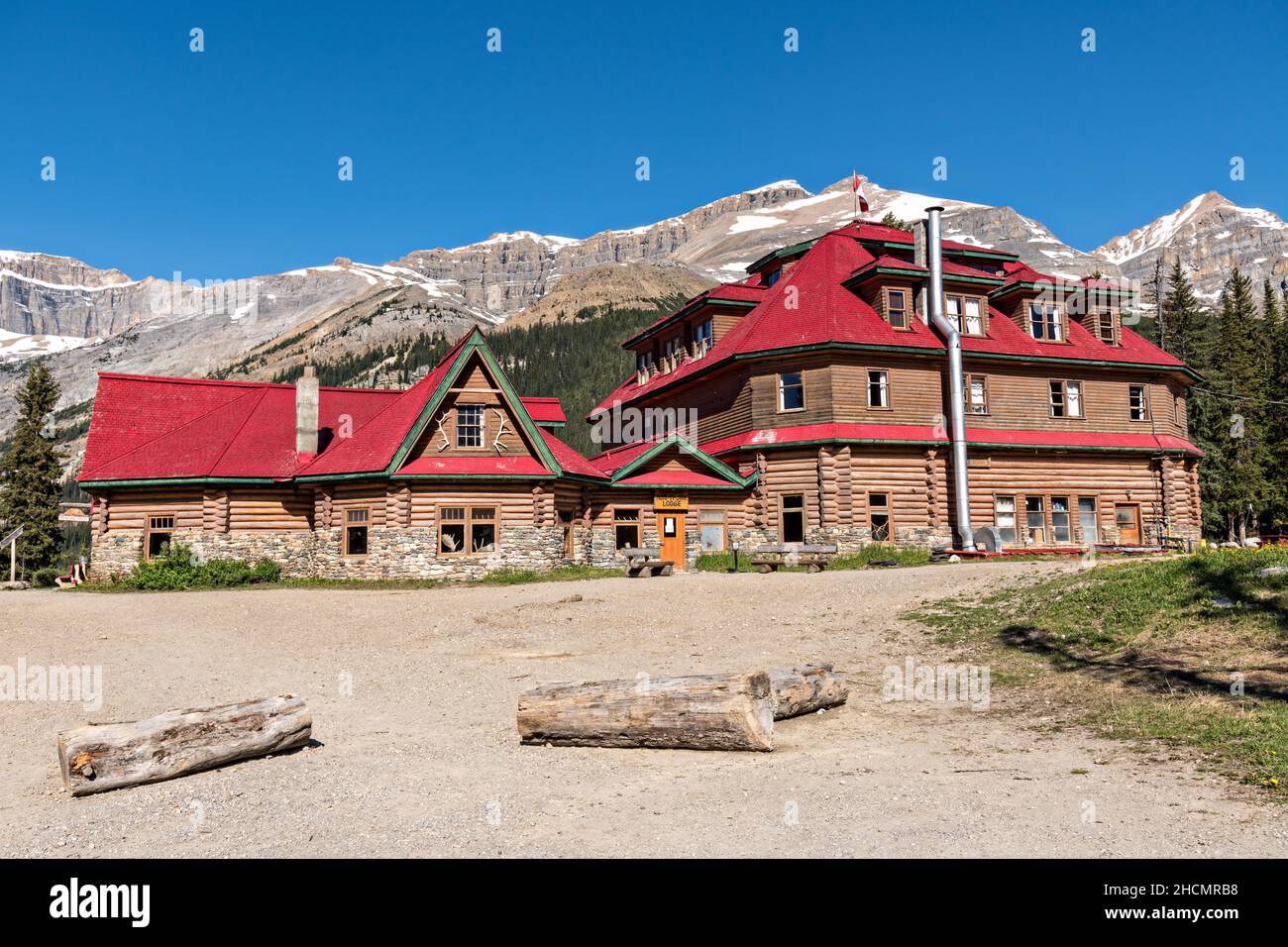 The Simpsons Num-Ti-Jah Lodge and general store along the Icefields ... The Simpsons Num-Ti-Jah Lodge and general store along the Icefields ...