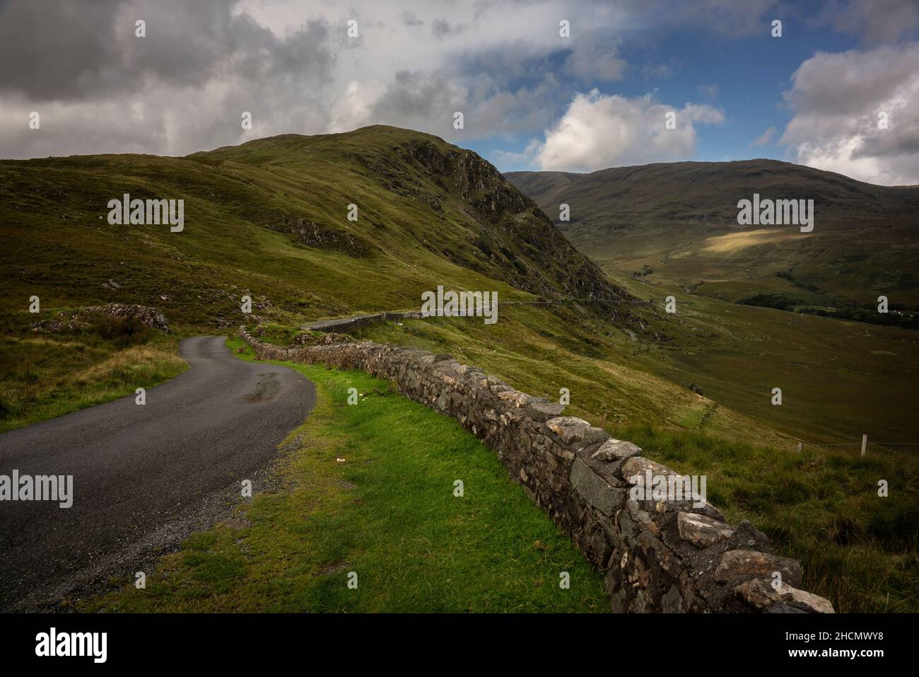 Sheeffry pass in the Sheeffry Mountains, county Mayo, Ireland. A vast ...