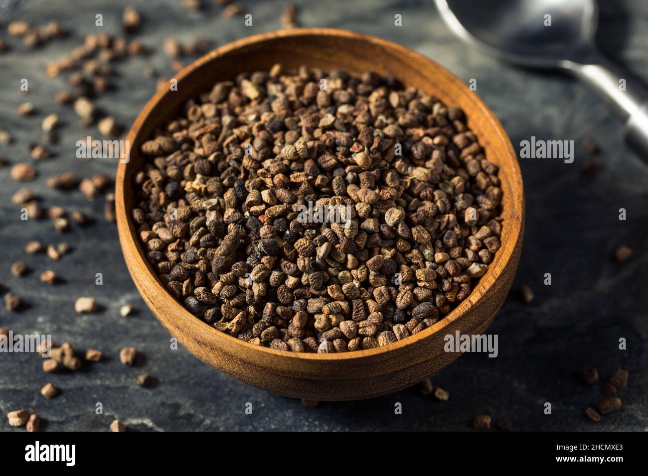 Healthy Raw Organic Cardamom Seeds in a Bowl Stock Photo - Alamy