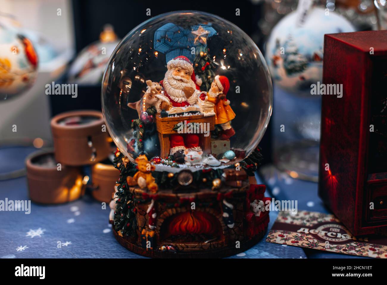 Elf toy hi-res stock photography and images - Alamy