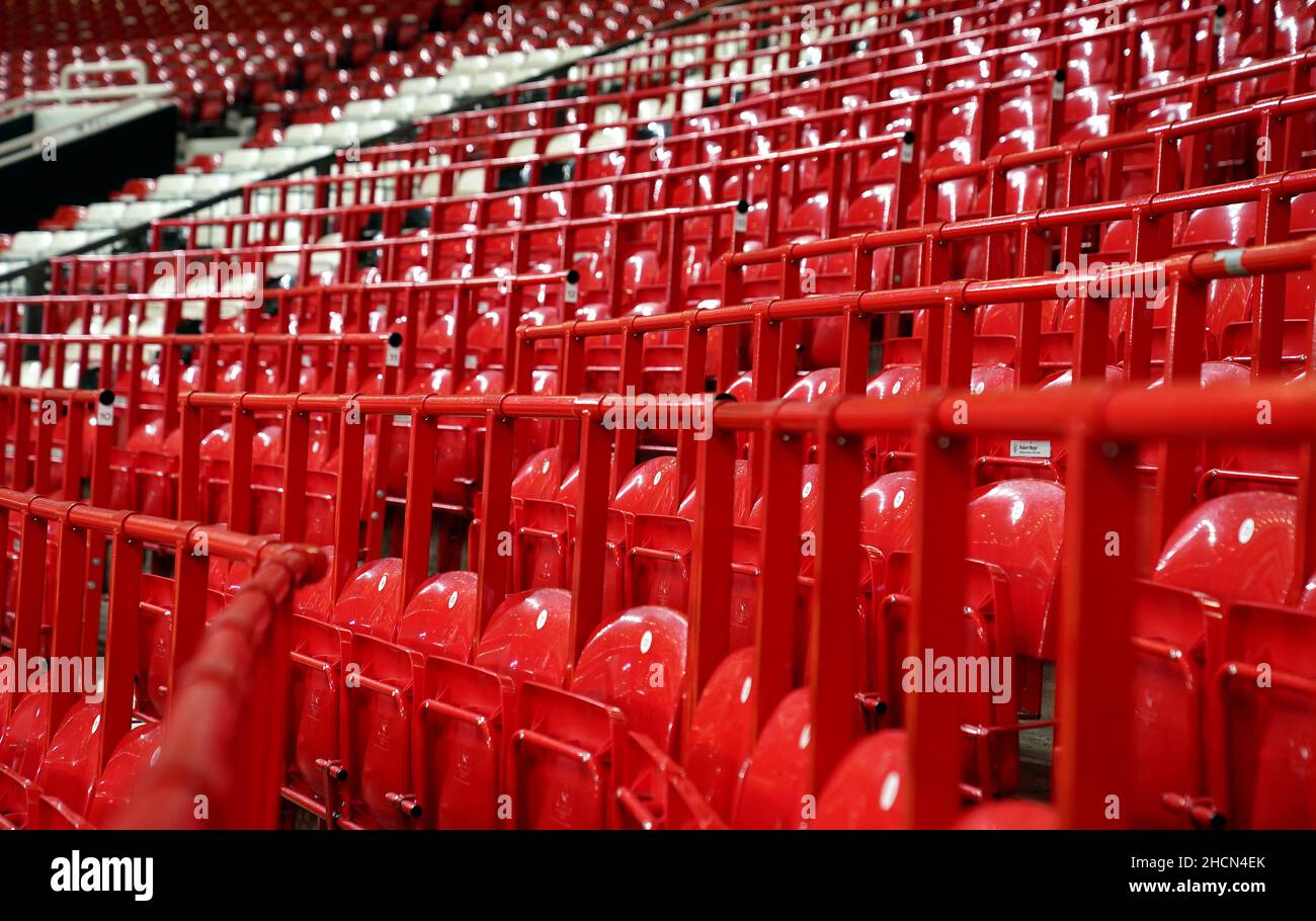 Safe standing old trafford hi-res stock photography and images - Alamy