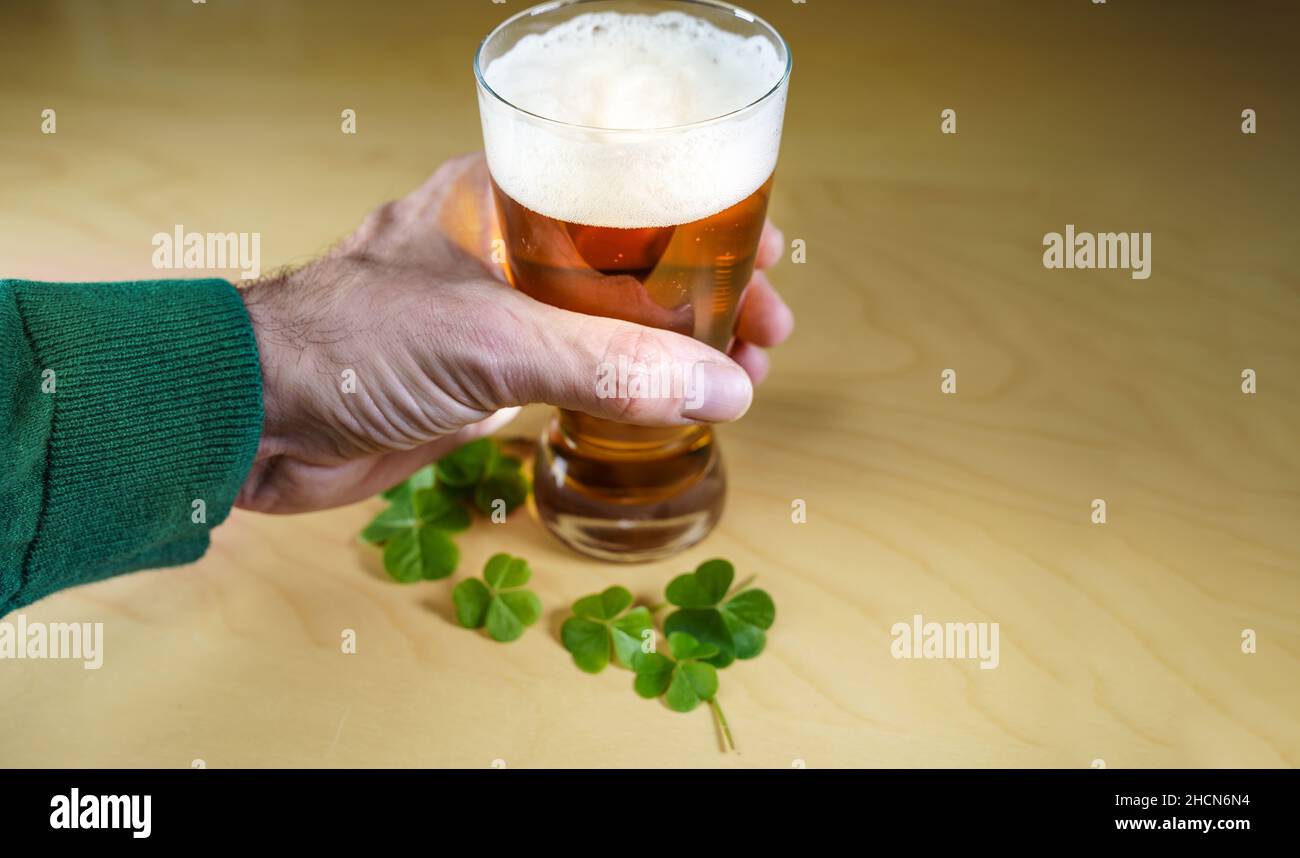 Hand grabbing a glass hi-res stock photography and images - Alamy