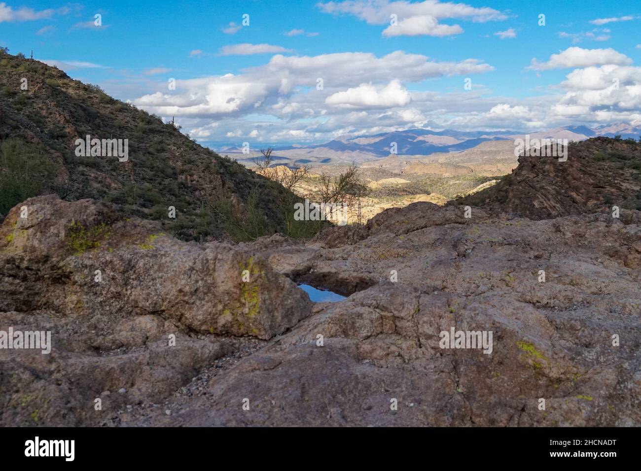 The beautiful vistas and scenery around Canyon Lake near Phoenix ...