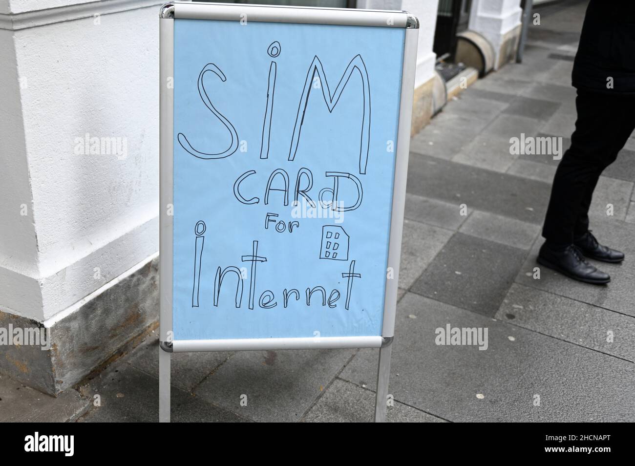 Card sign card sign card sign card sign hi-res stock photography and ...