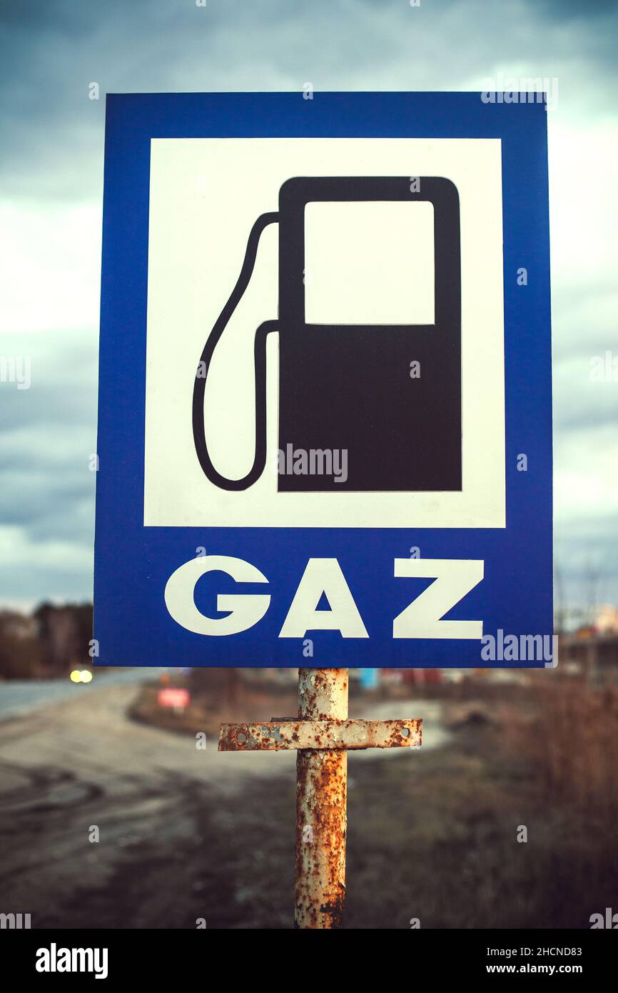 Gas station industry traffic hi-res stock photography and images - Alamy